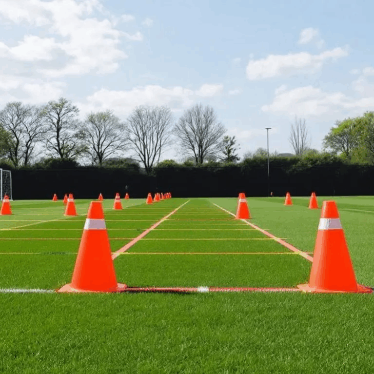 Der Ball im Fußball: Daten, Maße & Fakten 2025